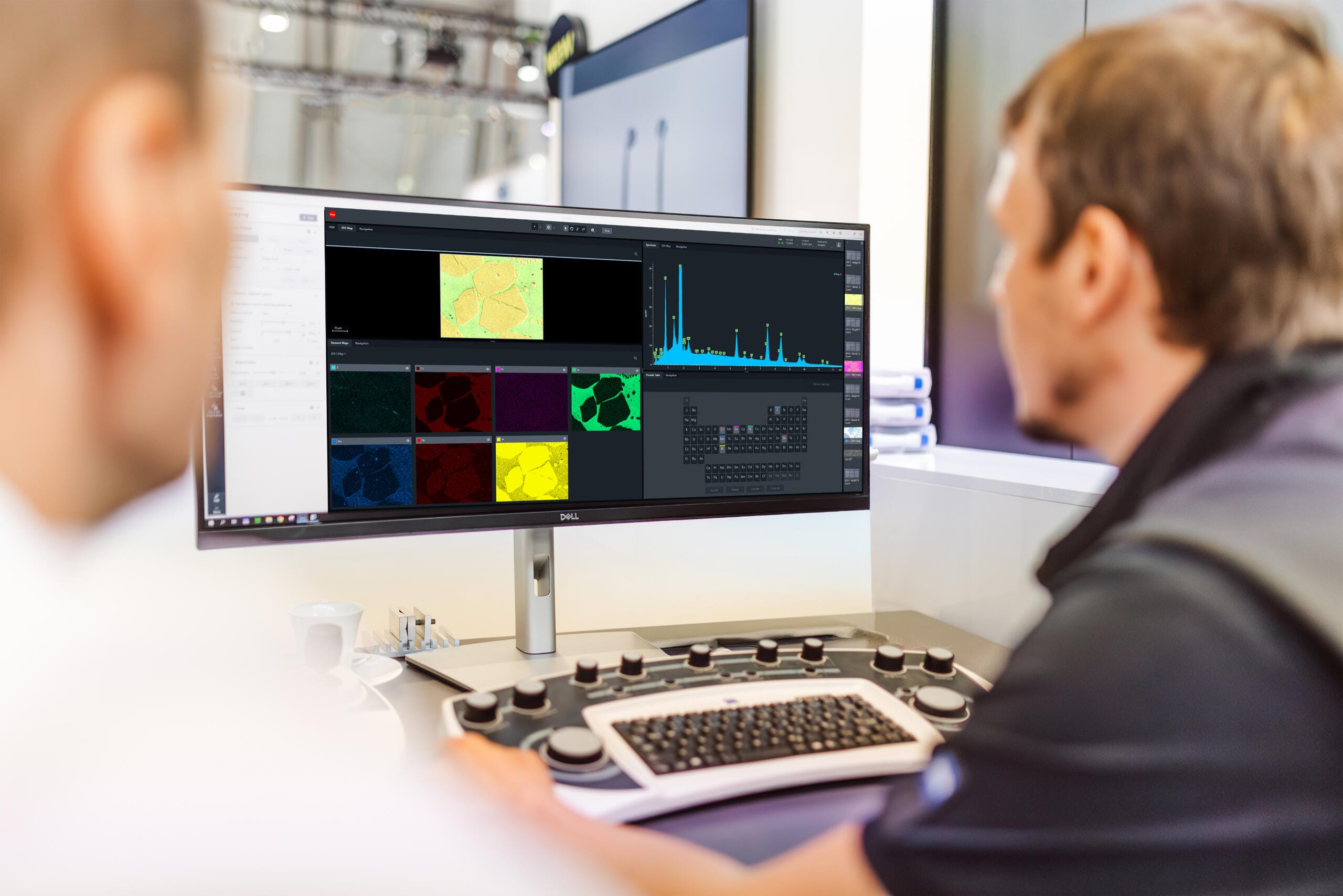 ZEN core für alle ZEISS Rasterelektronenmikroskope verfügbar